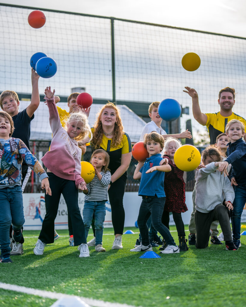 Kom een kijkje nemen - YellowBellies